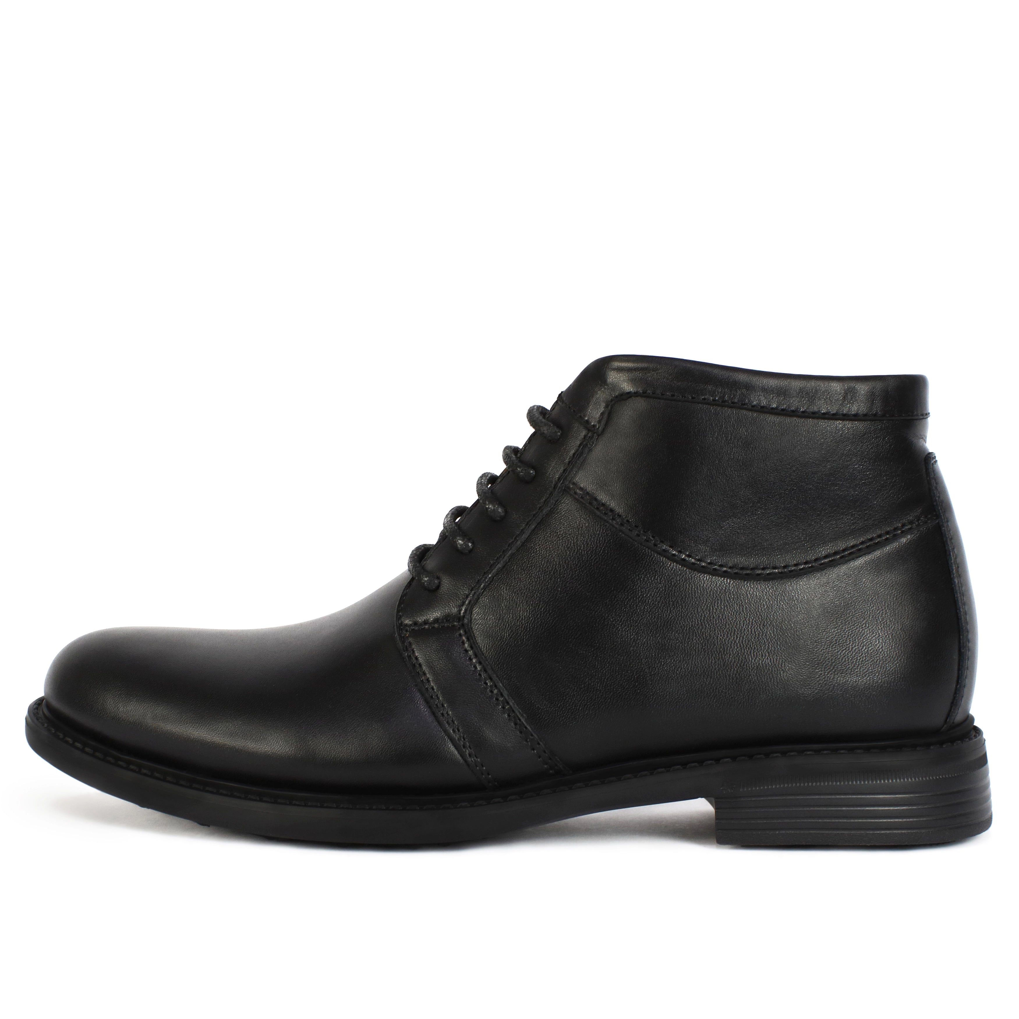 041 BOTTINE EN CUIR NOIR – VECADRO